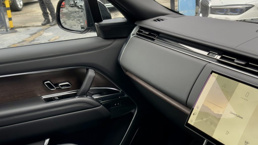 2022 Range Rover Autobiography P530 - Bespoke Motoring