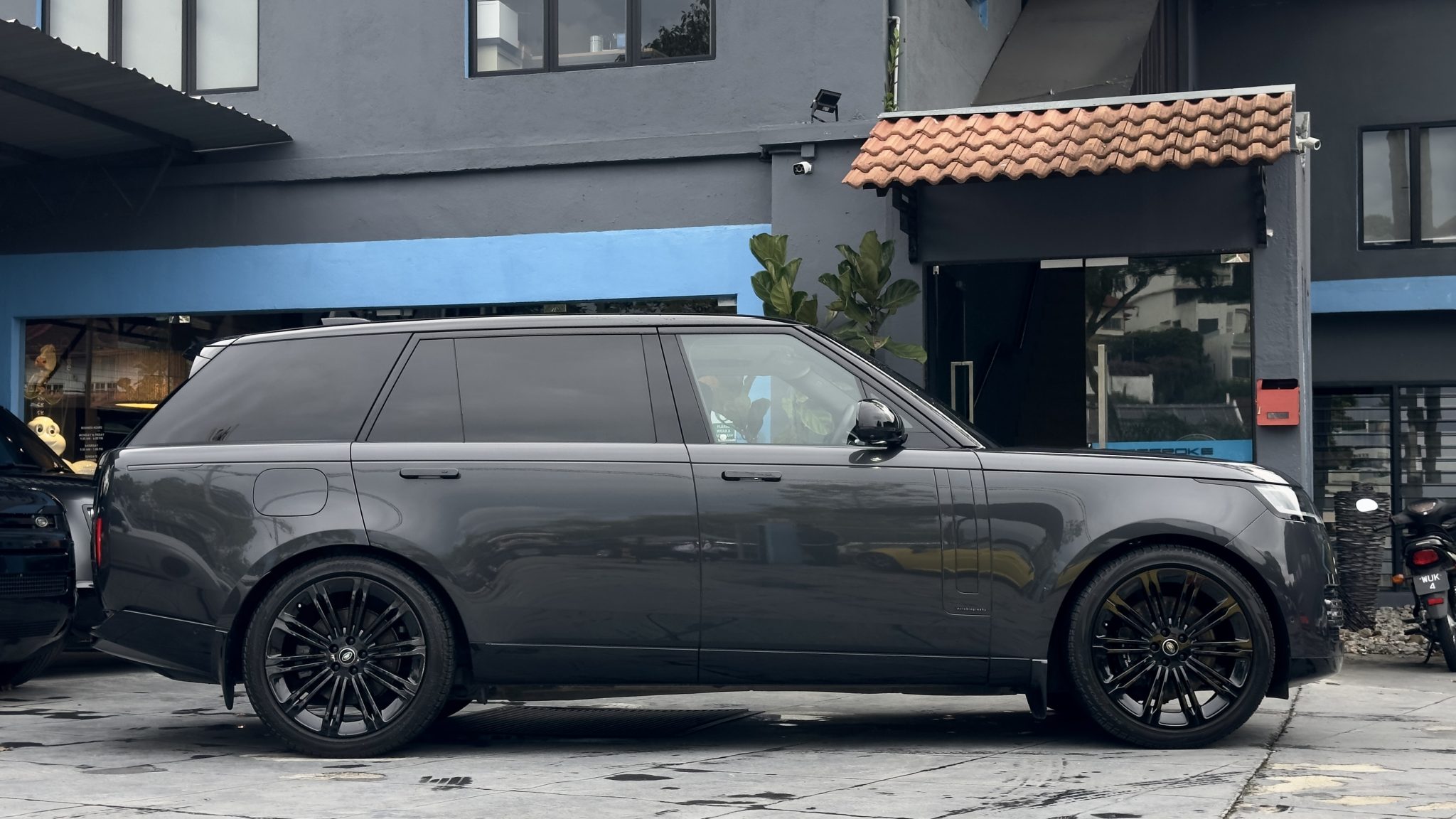 2022 Range Rover Autobiography P530 - Bespoke Motoring